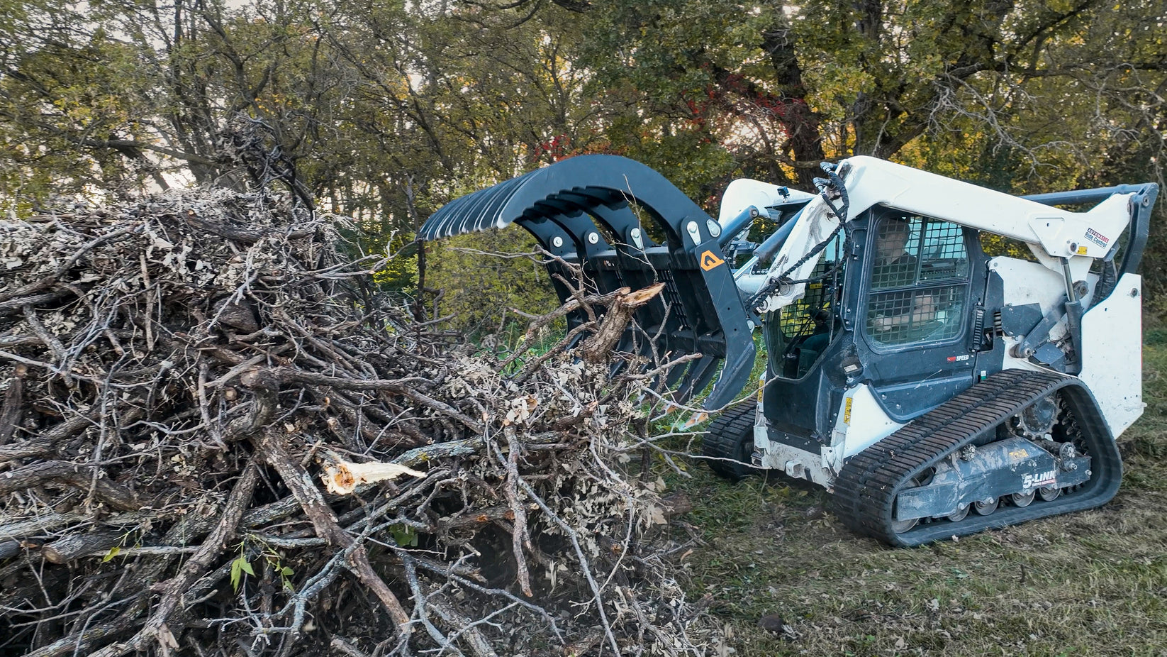 Eagle Talon-Industrial Log, Brush and Rock Grapple for Skid Steers ...